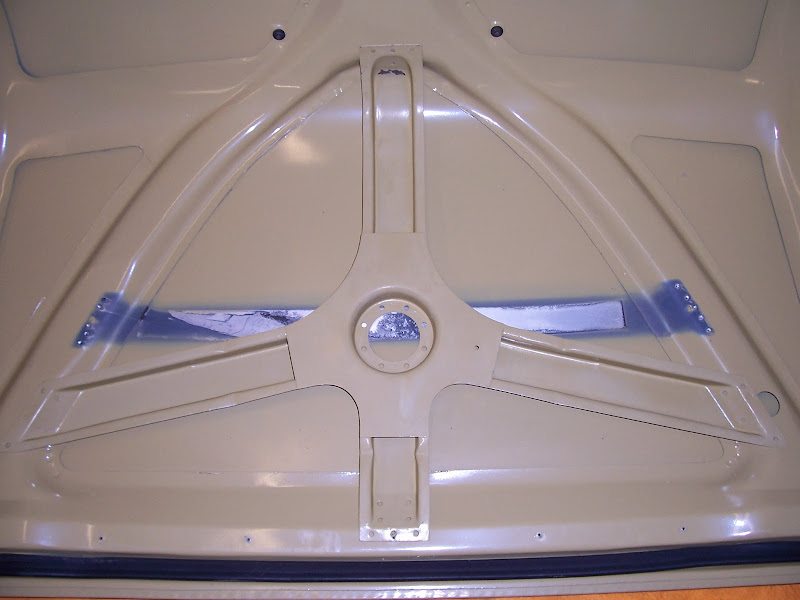 Brian Humphreys - Rover P6 Classic Cars: Fitting the Boot Mount Kit